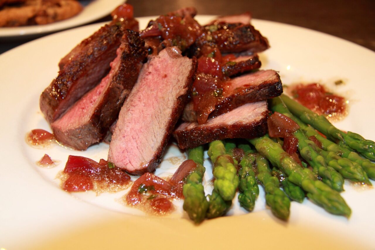 Broiled Beef Tenderloin with Asparagus & Red Onion Vinaigrette | Giangi ...