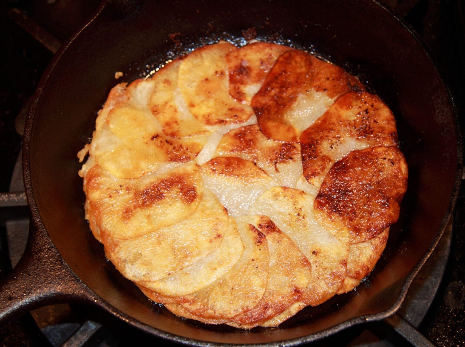 Potatoes Anna or Pommes Anna - Classic French | Giangi's Kitchen