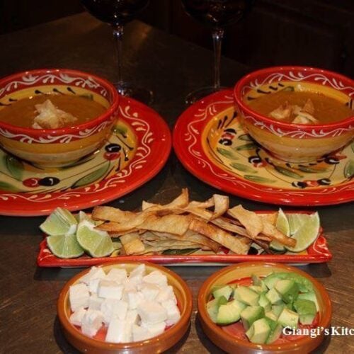 Easy Aztec Soup (Mexican Sopa Azteca Recipe) | Giangi's Kitchen