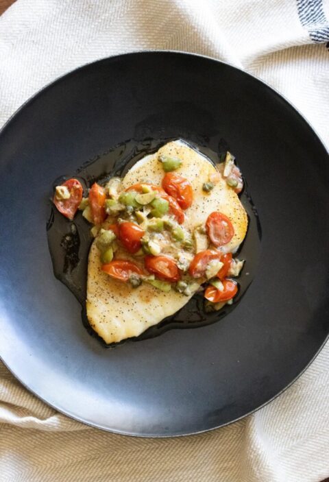 Yellowfin Tuna with Spicy Mango Salsa | Giangi's Kitchen