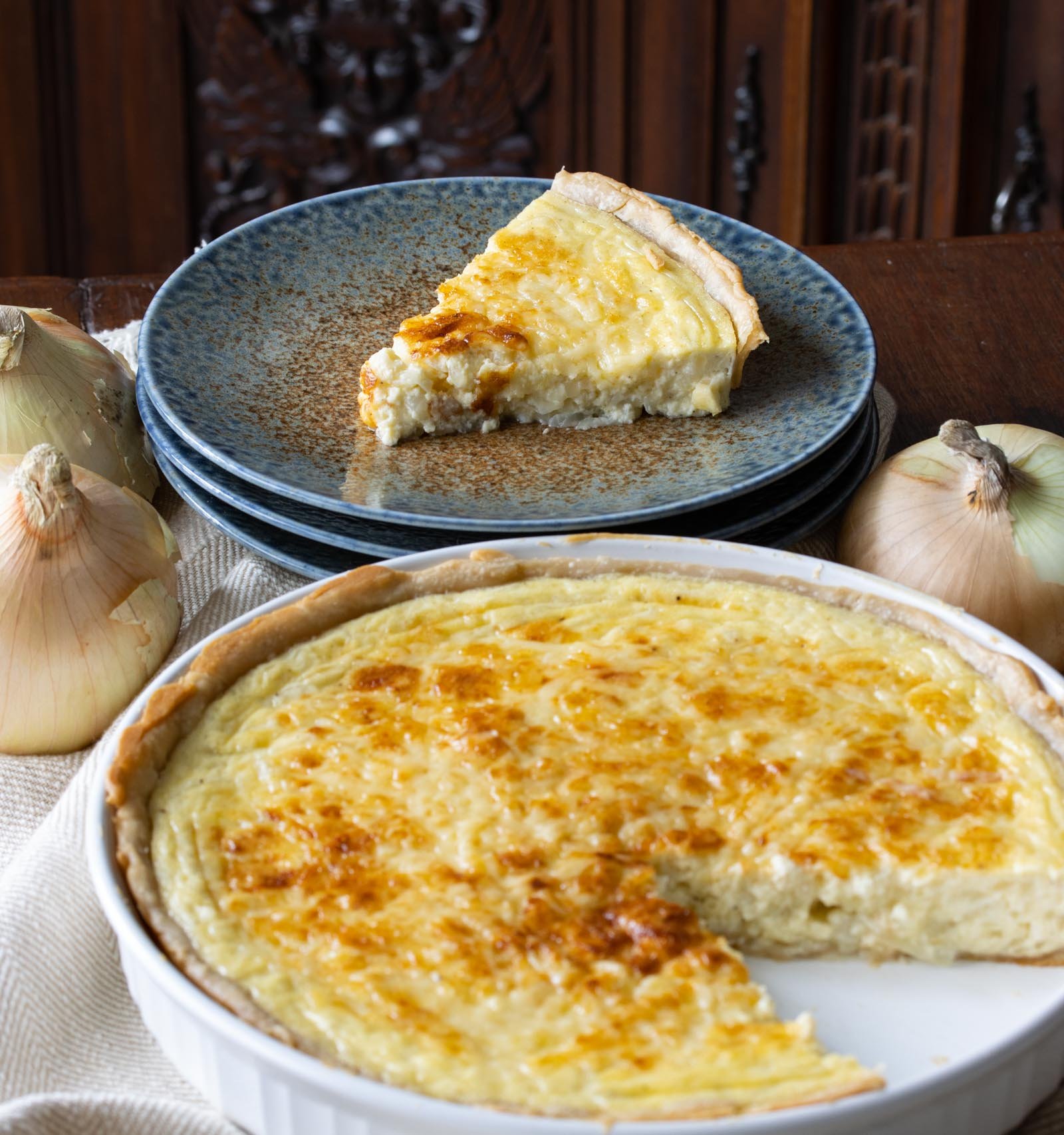 French Onion Tart - The Vintage Way | Giangi's Kitchen