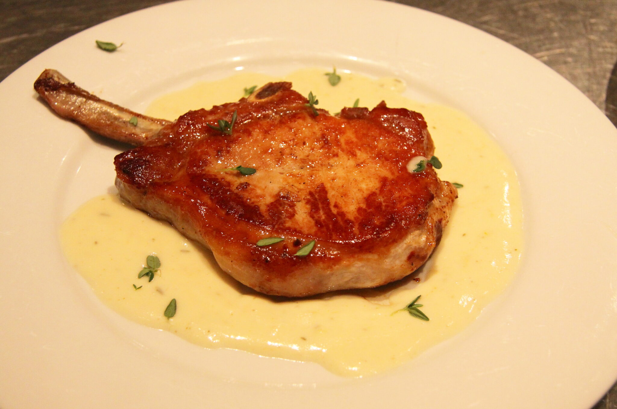 Pork Chops with Garlic Cream | Giangi's Kitchen